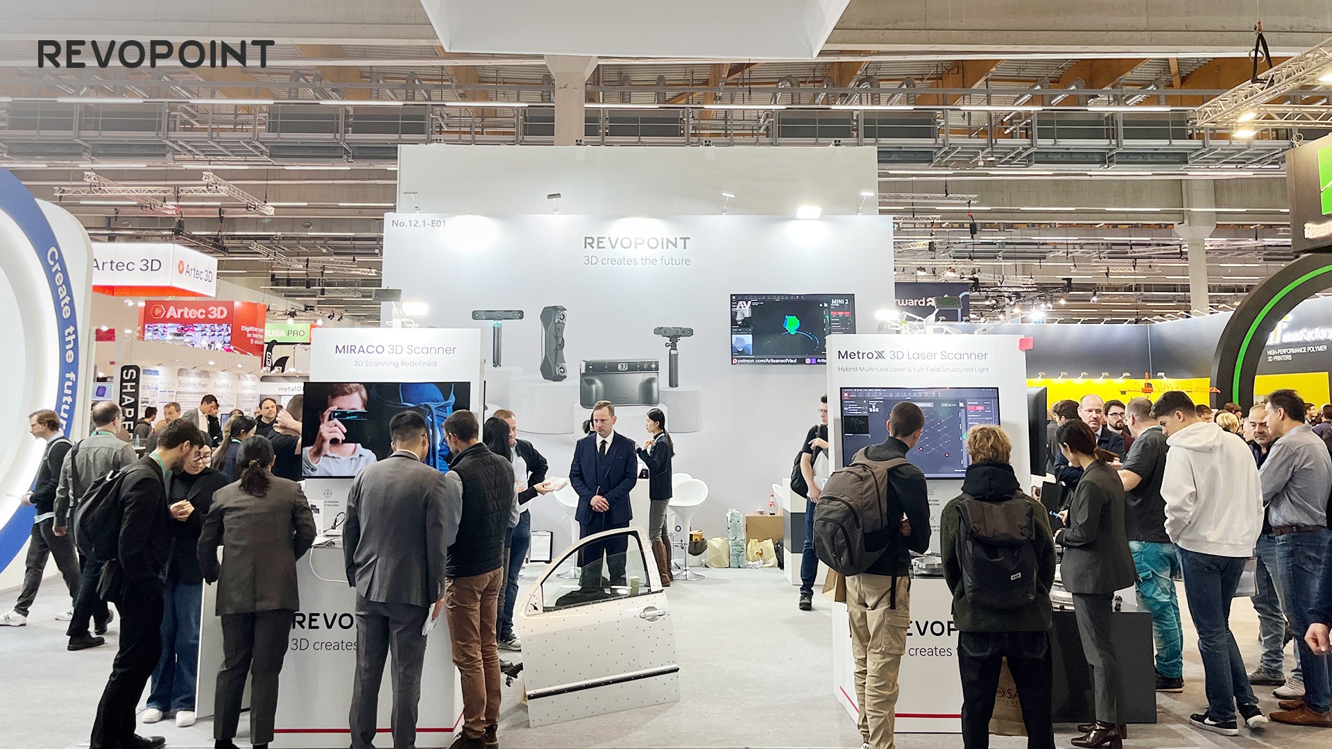 Formnext 2024 Kicks Off with Revopoint Showcasing the MetroX 3D Scanne